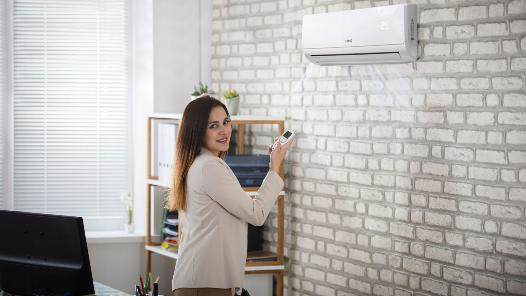 Why Does My AC Keep Turning On and Off Frequently?